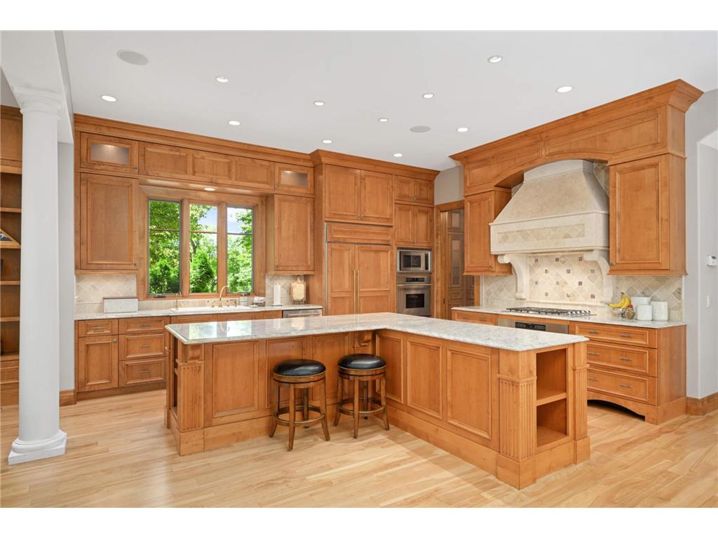 621 Ferndale Road W, Wayzata, MN, 55391 | MLS: 6557224 | Edina Realty