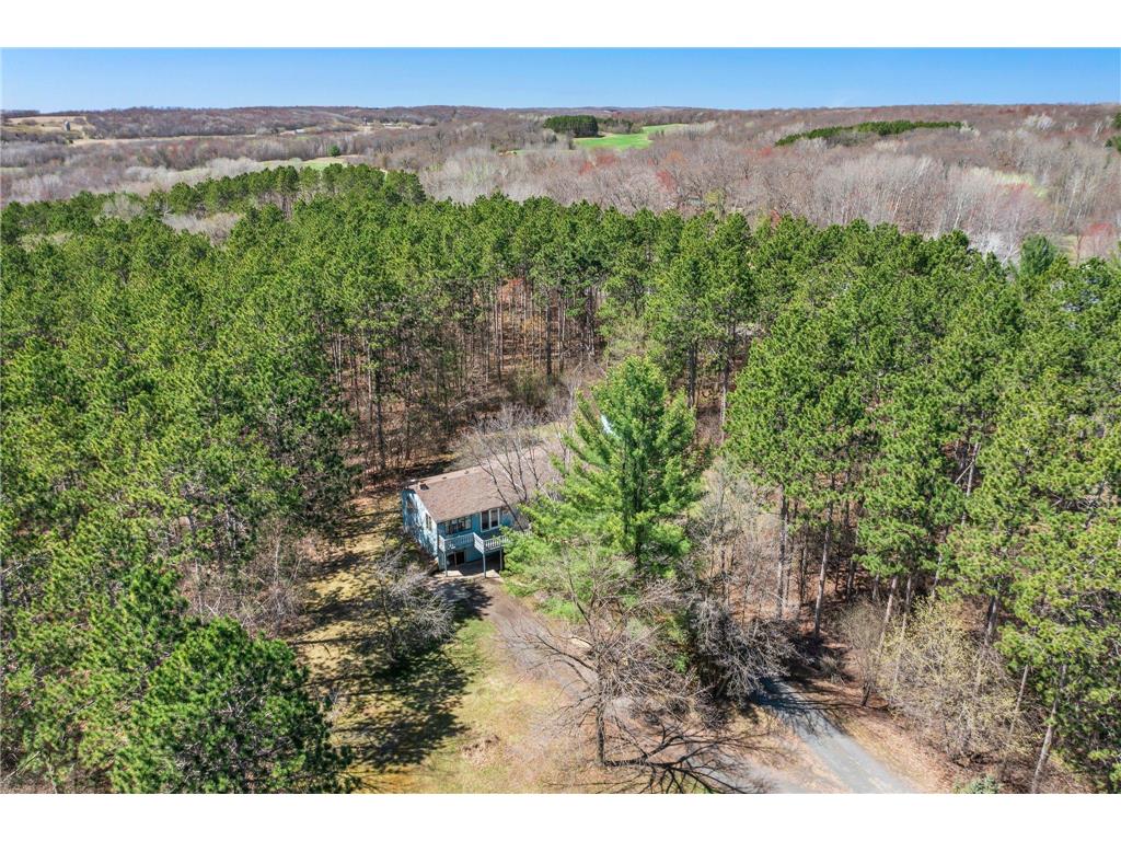 623 Big Lake Court, Osceola, WI, 54020 | MLS: 6709827 | Edina Realty