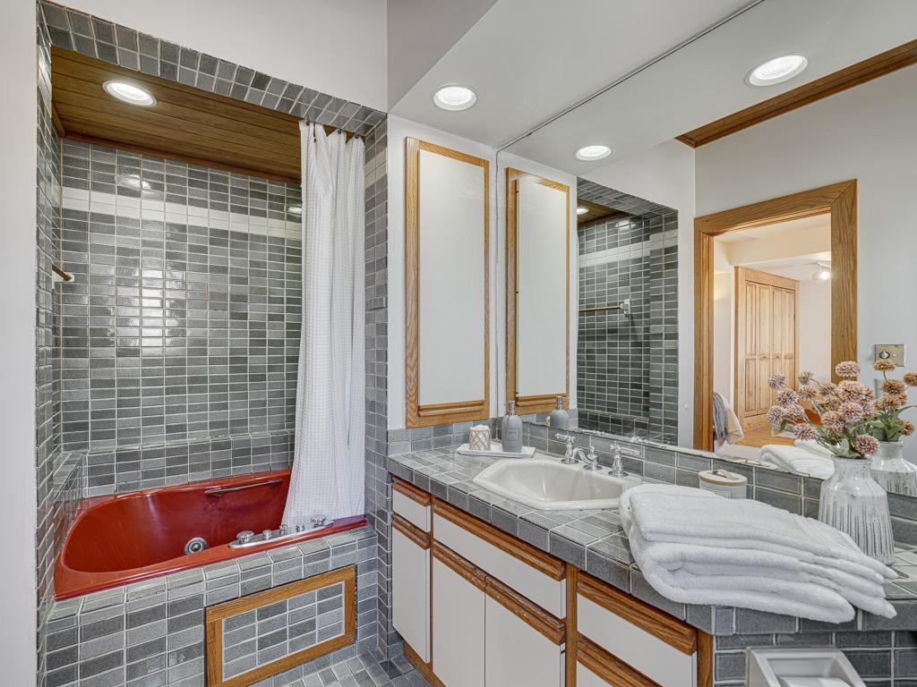 623 Lincoln Avenue, Saint Paul, MN, 55105 | MLS: 6644363 | Edina Realty