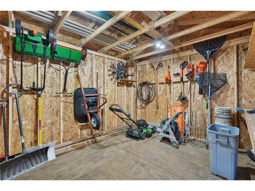 6249 Oak Knoll Drive, Woodbury, MN, 55125 | MLS: 6815960 | Edina Realty