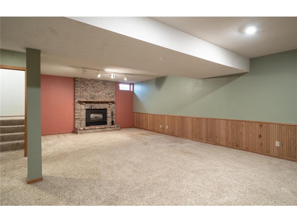 625 Sullivan Drive NE, Columbia Heights, MN, 55421 | MLS: 6746418 ...