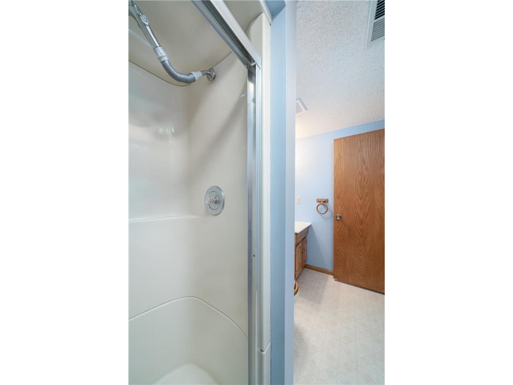 625 Sullivan Drive NE, Columbia Heights, MN, 55421 | MLS: 6746418 ...