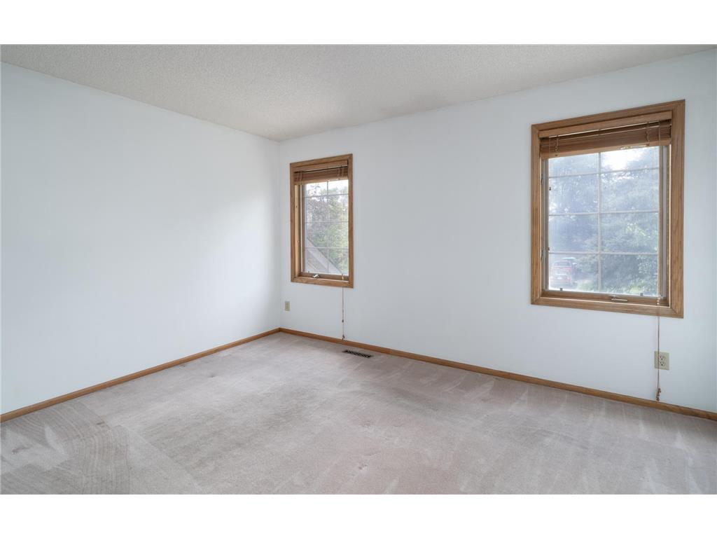 625 Sullivan Drive NE, Columbia Heights, MN, 55421 | MLS: 6746418 ...