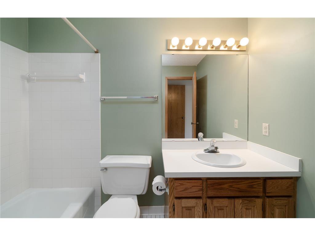 625 Sullivan Drive NE, Columbia Heights, MN, 55421 | MLS: 6746418 ...