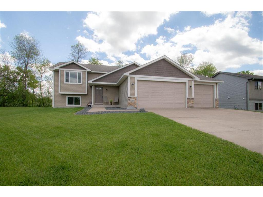 6261 209th Street N, Forest Lake, MN, 55025 | MLS: 6538092 | Edina Realty