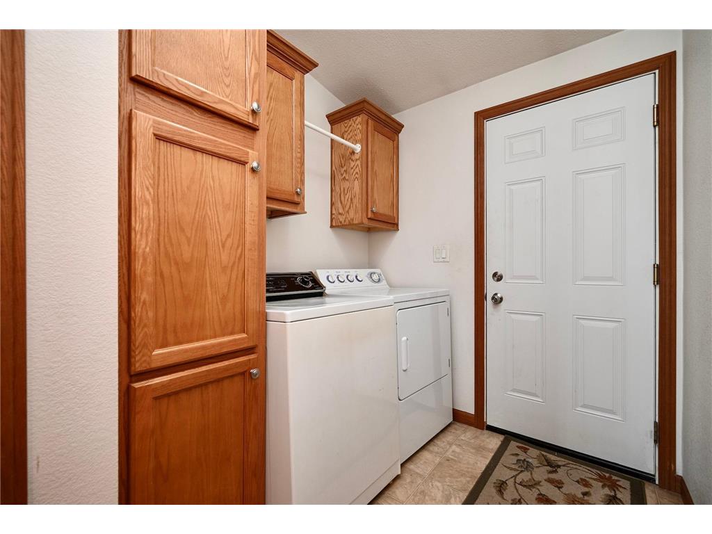 6266 Jonathan Drive NW, Rochester, MN, 55901 | MLS: 6767591 | Edina Realty