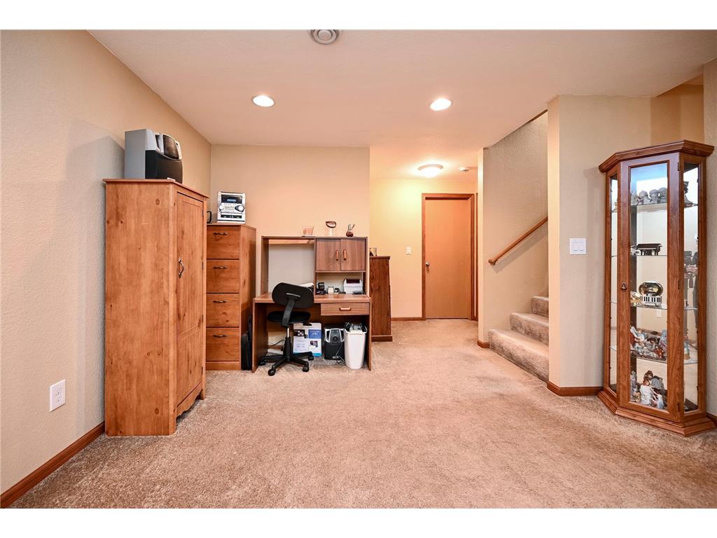 6266 Jonathan Drive NW, Rochester, MN, 55901 | MLS: 6767591 | Edina Realty