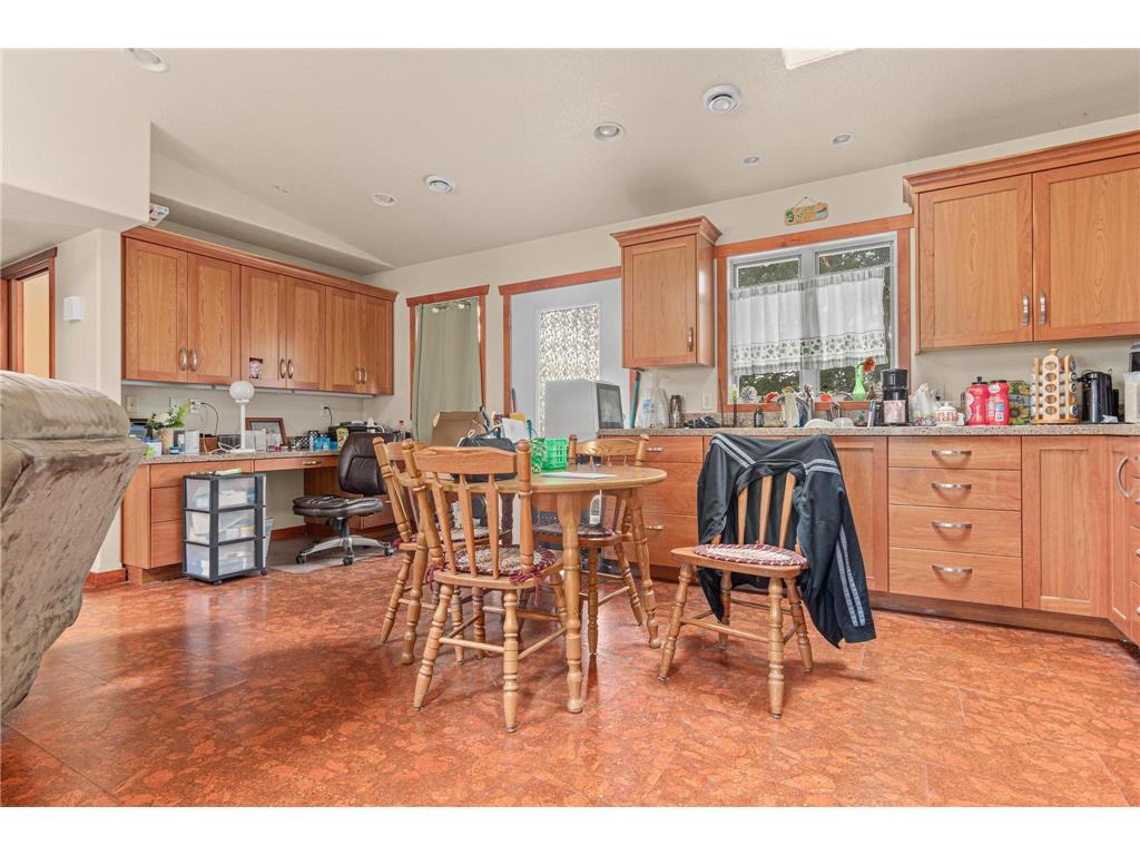 628 258th Street, Farmington Twp, WI, 54020 | MLS: 6766275 | Edina Realty