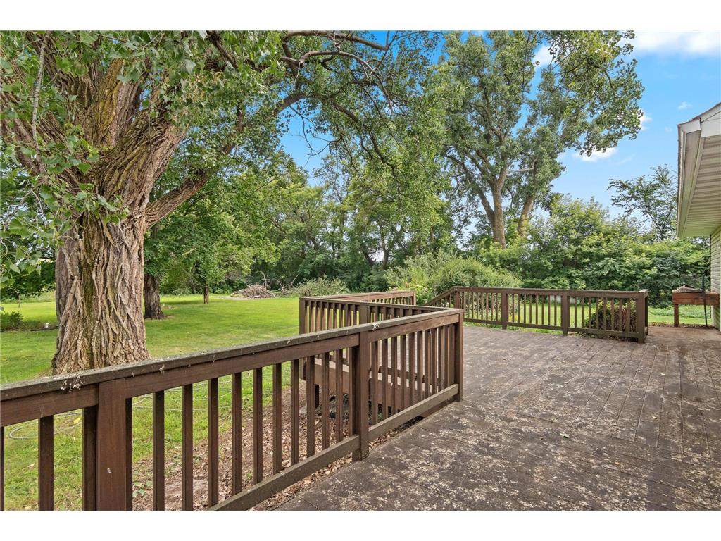 628 258th Street, Farmington Twp, WI, 54020 | MLS: 6766275 | Edina Realty
