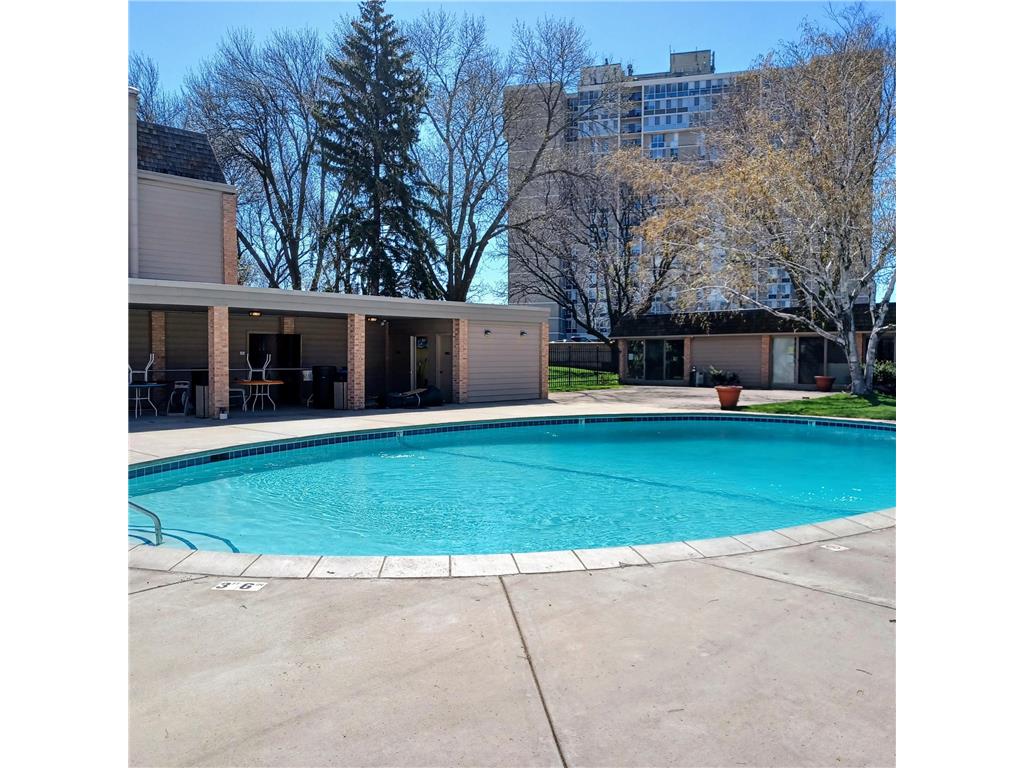 6301 Colony Way #2C, Edina, MN, 55435 | MLS: 6522608 | Edina Realty