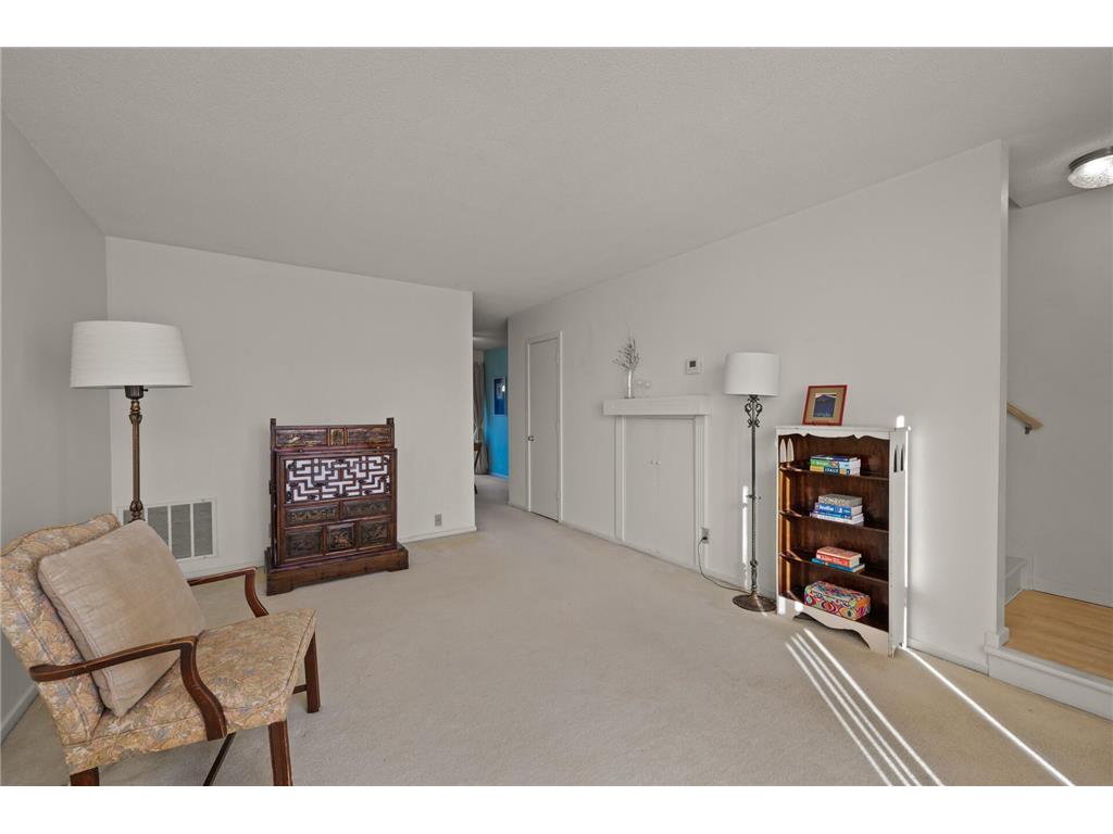 6319 Barrie Road, Edina, MN, 55435 | MLS: 6479694 | Edina Realty