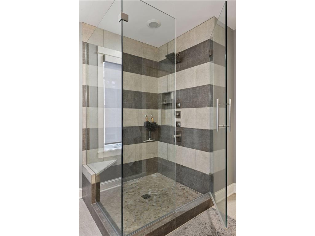 633 Park Street E, Wayzata, MN, 55391 | MLS: 7039937 | Edina Realty