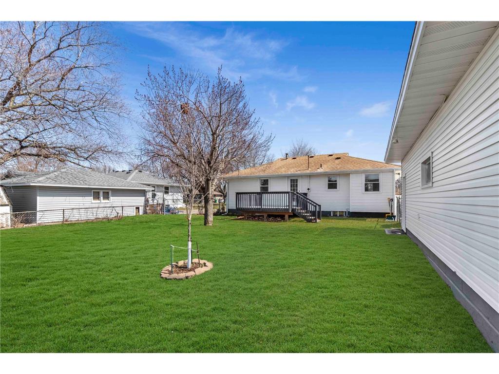 6337 Unity Avenue N, Brooklyn Center, MN, 55429 | MLS: 6517369 | Edina ...
