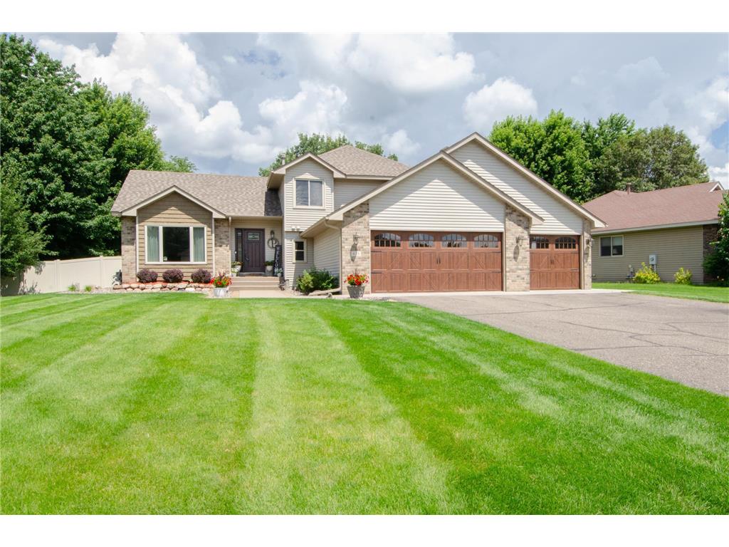 635 139th Lane NW, Andover, MN, 55304 | MLS: 6565941 | Edina Realty