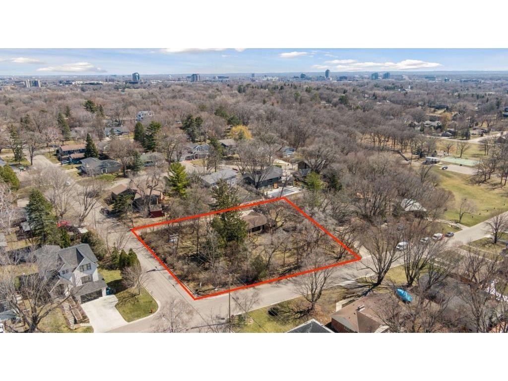 641X Warren Avenue S, Edina, MN, 55439 | MLS: 6553919 | Edina Realty