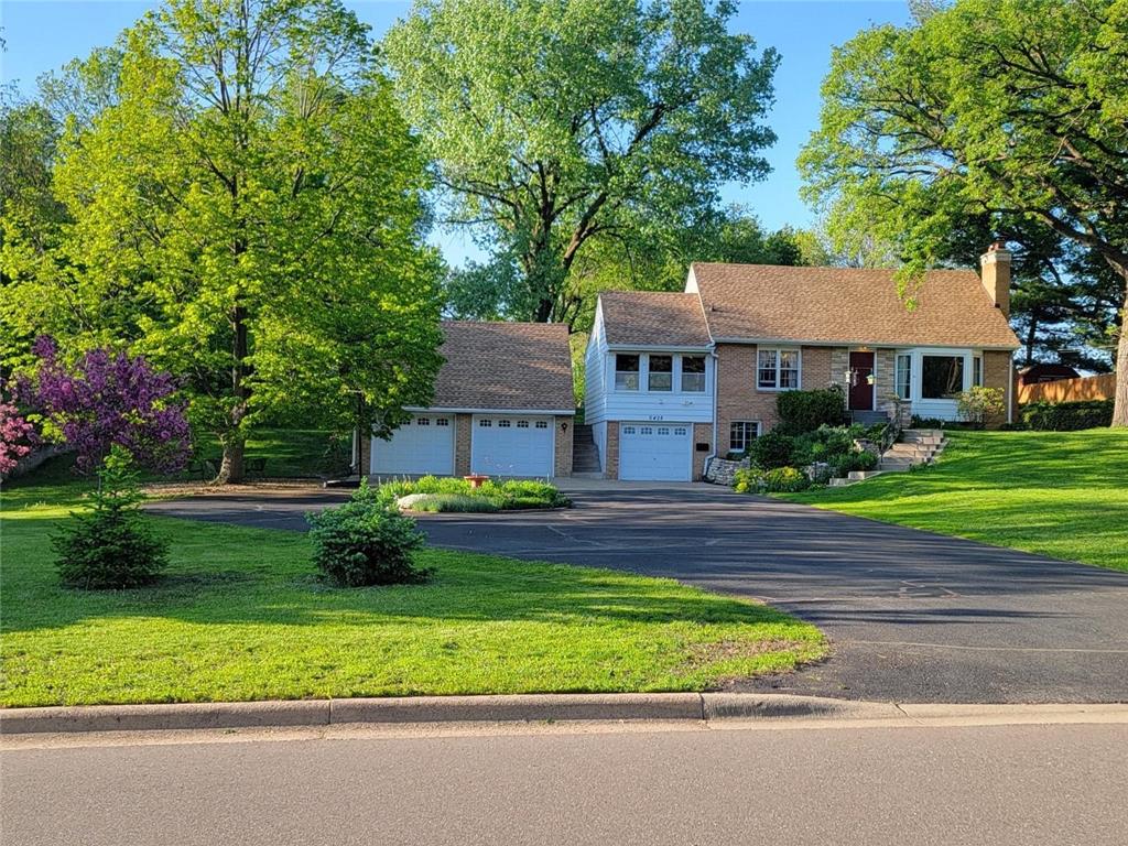 6428 41st Avenue N, Crystal, MN, 55427 | MLS: 6644952 | Edina Realty