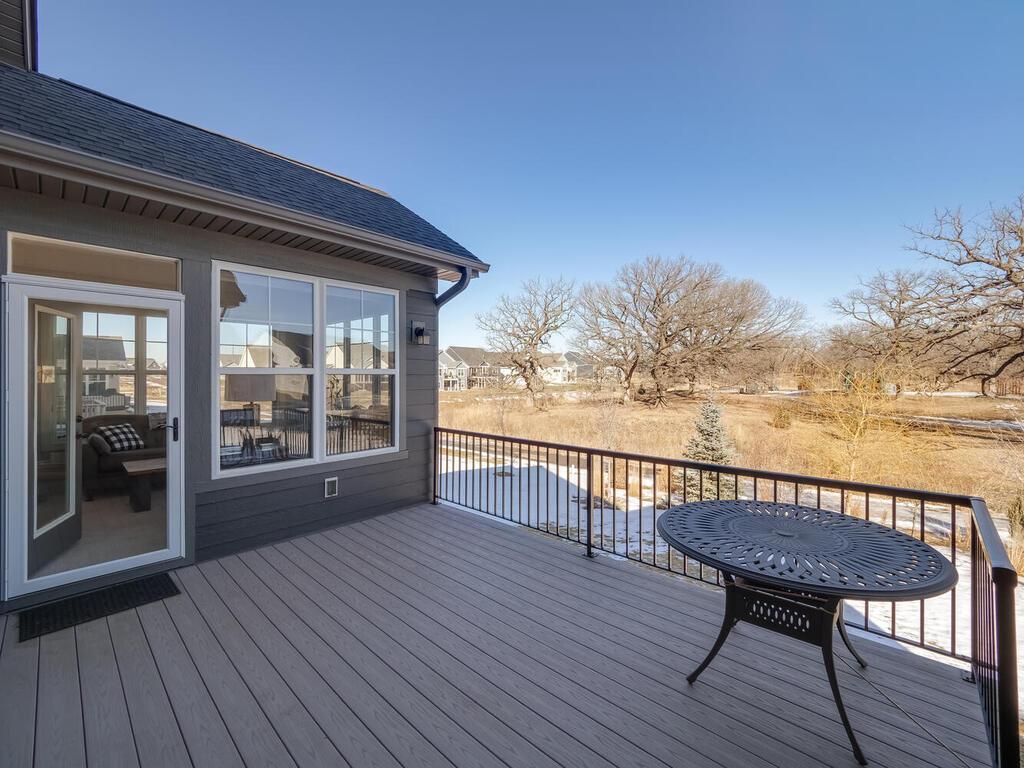 6438 Timber Arch Drive, Chaska, MN, 55318 | MLS: 7019252 | Edina Realty