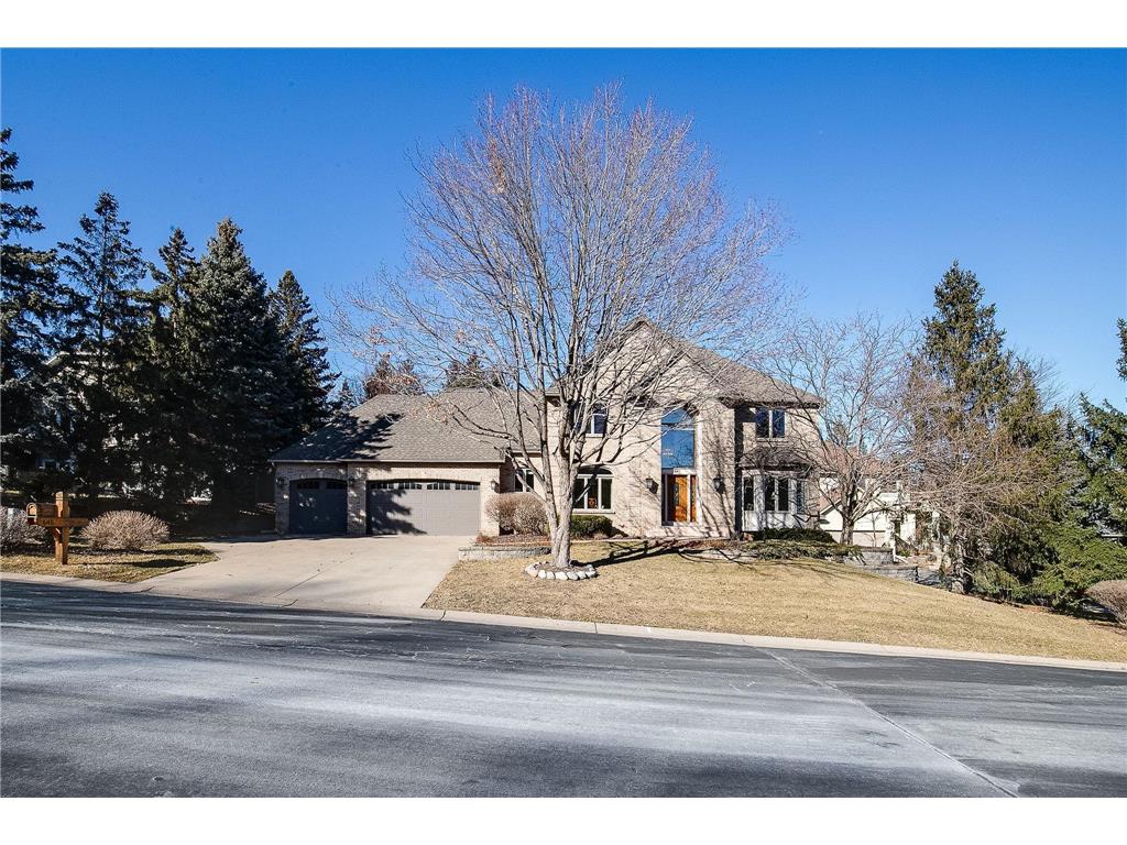 645 Evans Court, Shoreview, MN, 55126 | MLS: 6488908 | Edina Realty