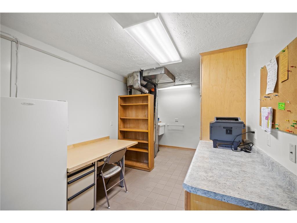 645 Riverwood Drive SW, Owatonna, MN, 55060 | MLS: 6512218 | Edina Realty