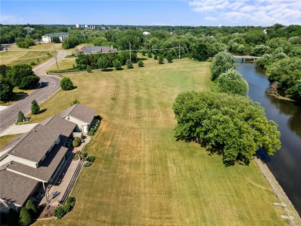 645 Riverwood Drive SW, Owatonna, MN, 55060 | MLS: 6512218 | Edina Realty