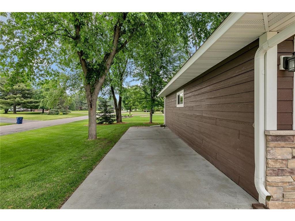 6536 Kenwood Road, Saint Cloud, MN, 56303 | MLS: 6744231 | Edina Realty