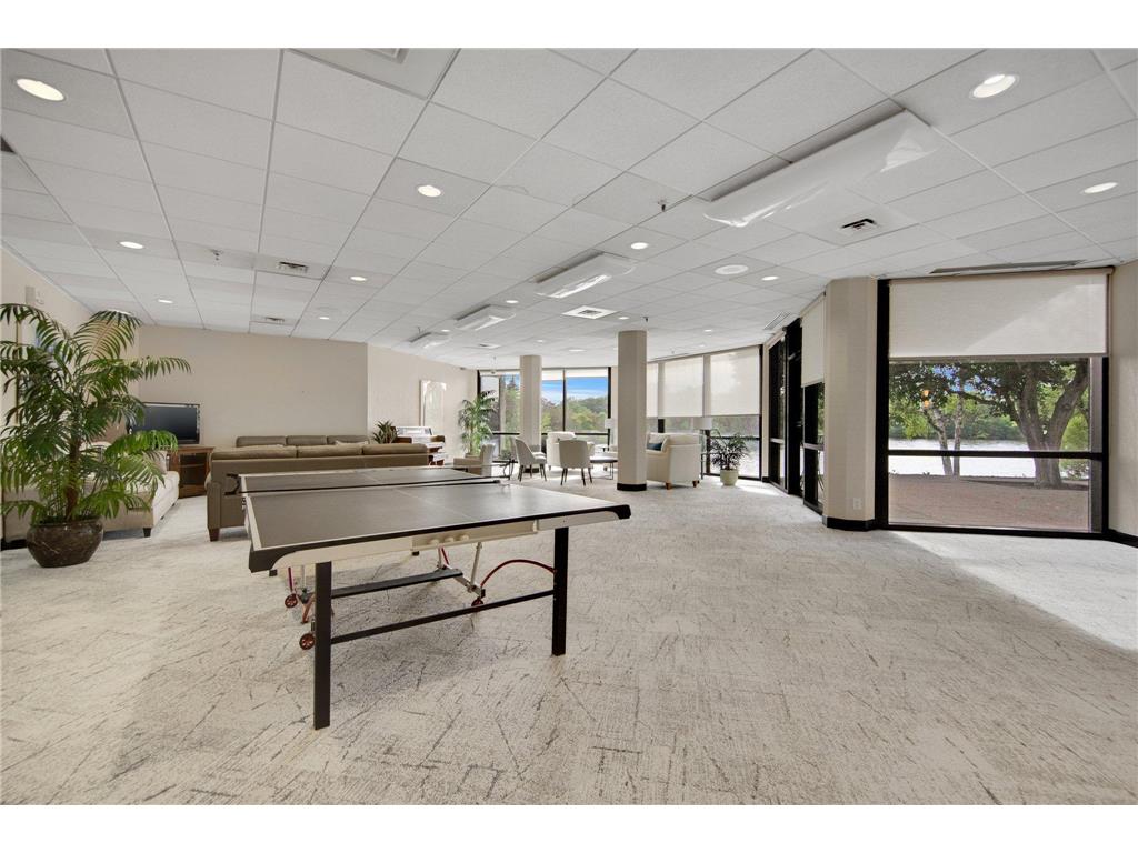 6566 France Avenue S #112, Edina, MN, 55435 | MLS: 6568155 | Edina Realty