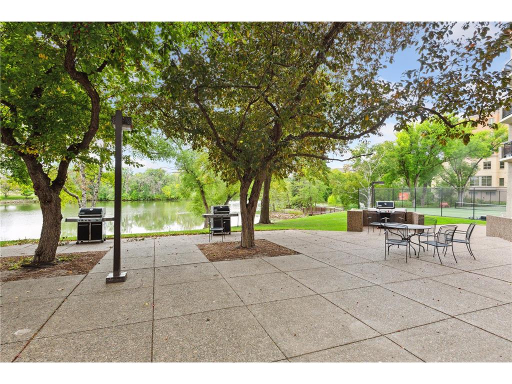 6566 France Avenue S #201, Edina, MN, 55435 | MLS: 6440144 | Edina Realty