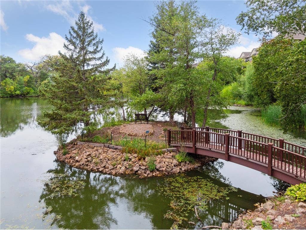 6566 France Avenue S #201, Edina, MN, 55435 | MLS: 6440144 | Edina Realty