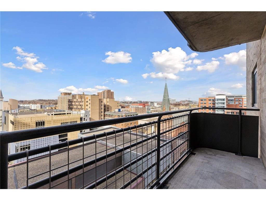 66 9th Street E #1609, Saint Paul, MN, 55101 | MLS: 6683614 | Edina Realty