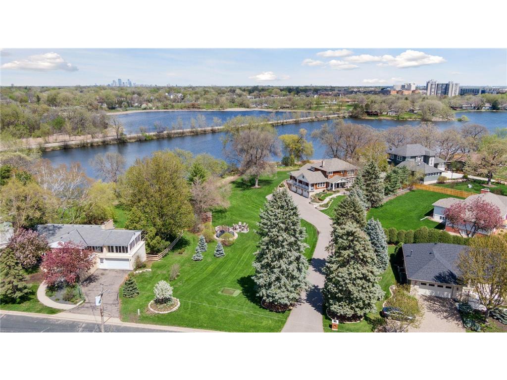 6629 West Shore Drive, Edina, MN, 55435 | MLS: 6549246 | Edina Realty