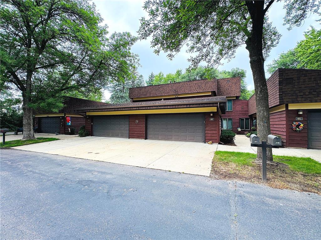 663 16th Street SW, Rochester, MN, 55902 | MLS: 6762406 | Edina Realty