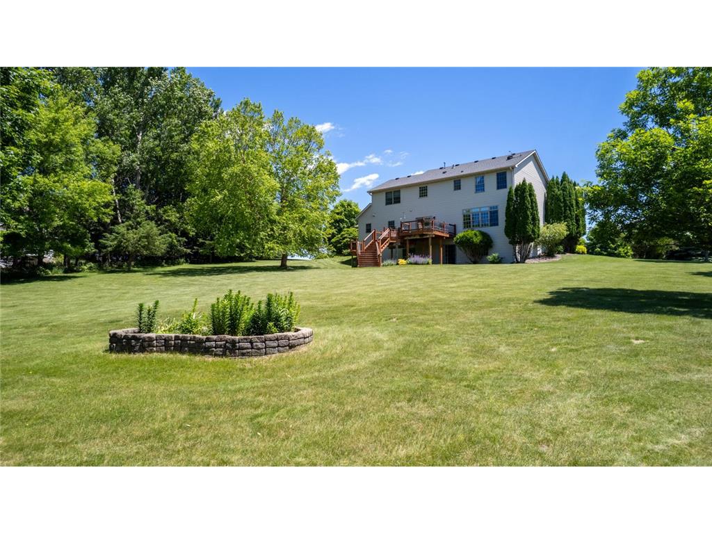 663 Frederichs Drive NW, Oronoco Twp, MN, 55901 | MLS: 6550919 | Edina ...