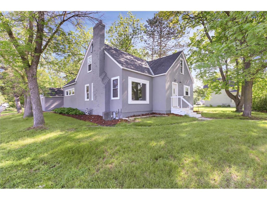 667 W Broadway Avenue, Forest Lake, MN, 55025 | MLS: 6544432 | Edina Realty