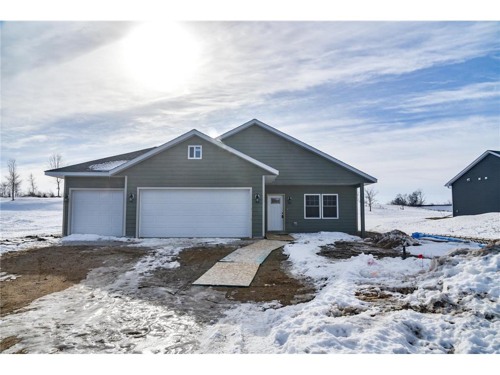 6679 Bluff Drive, Cannon Falls, MN, 55009 | MLS: 6334635 | Edina Realty