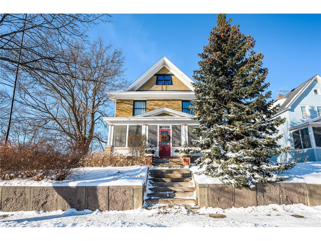 673 Robert Street S, Saint Paul, MN, 55107 | MLS: 6640803 | Edina Realty