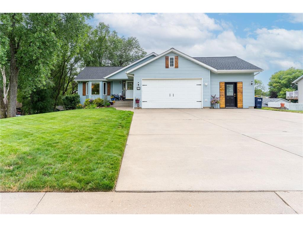 675 Flora Square, Prescott, WI, 54021 | MLS: 6398871 | Edina Realty