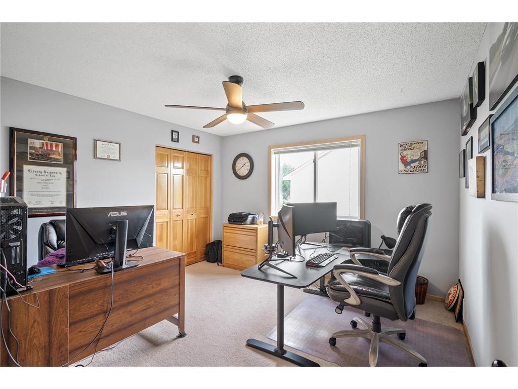 678 Riesgraf Road, Carver, MN, 55315 | MLS: 6757817 | Edina Realty