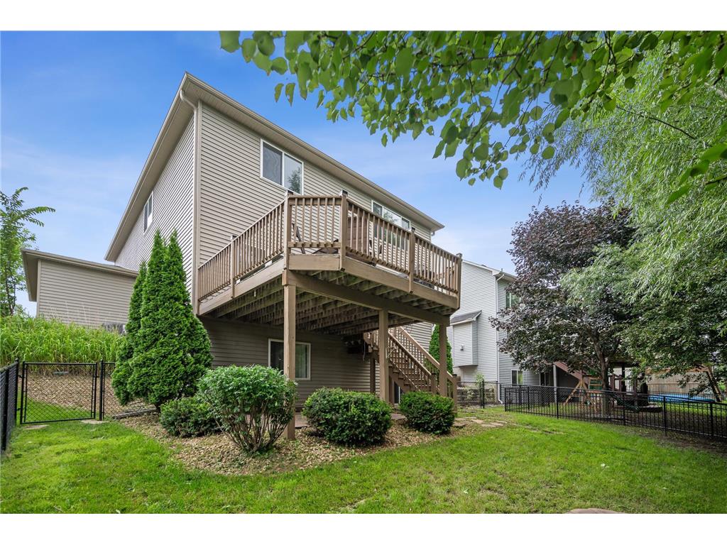 678 Riesgraf Road, Carver, MN, 55315 | MLS: 6757817 | Edina Realty