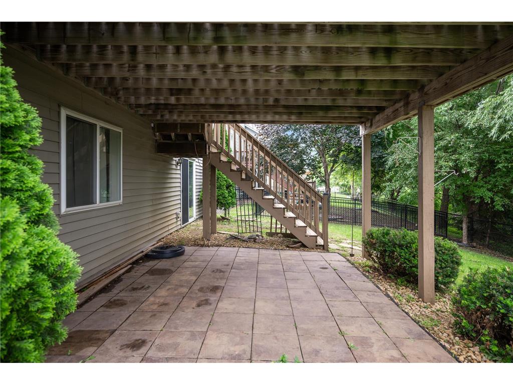 678 Riesgraf Road, Carver, MN, 55315 | MLS: 6757817 | Edina Realty