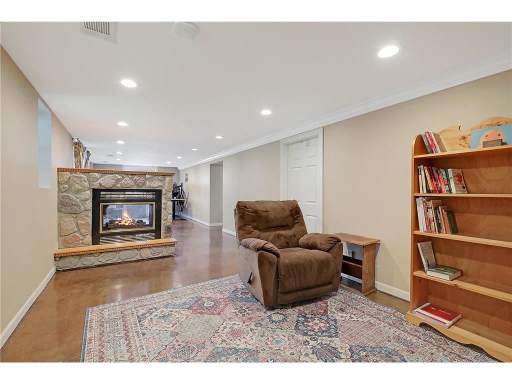 6788 147th Street W, Savage, MN, 55378 | MLS: 6569988 | Edina Realty