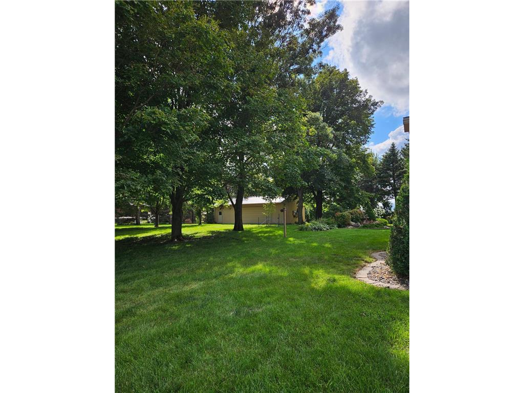 67923 270th Street, Alden, MN, 56009 | MLS: 6587963 | Edina Realty