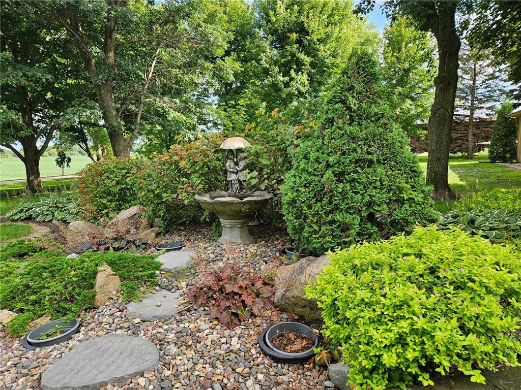 67923 270th Street, Alden, MN, 56009 | MLS: 6587963 | Edina Realty