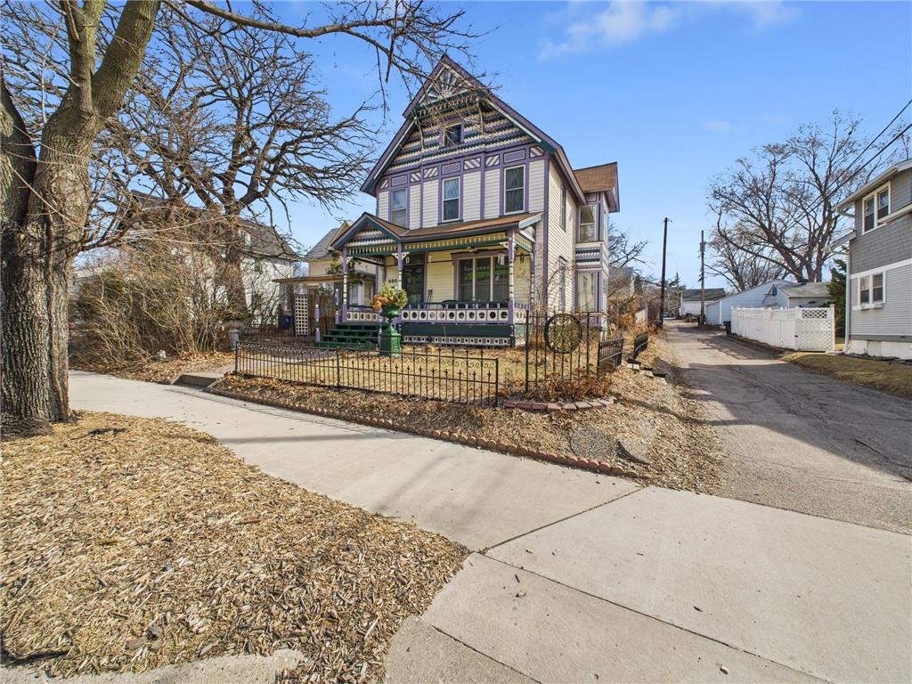 680 Fairview Avenue N, Saint Paul, MN, 55104 | MLS: 6675995 | Edina Realty