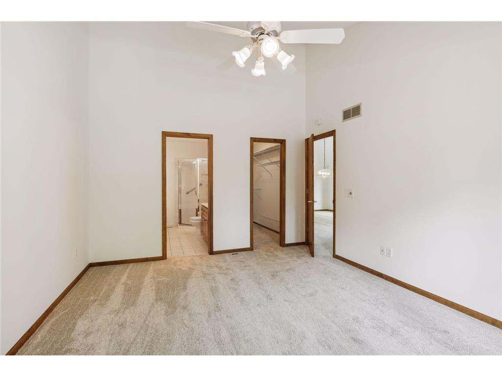 6801 W 82nd Street, Bloomington, MN, 55438 | MLS: 6578723 | Edina Realty