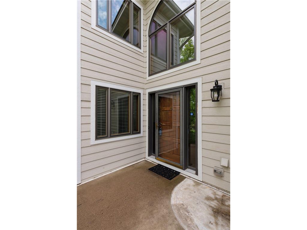 6801 W 82nd Street, Bloomington, MN, 55438 | MLS: 6578723 | Edina Realty