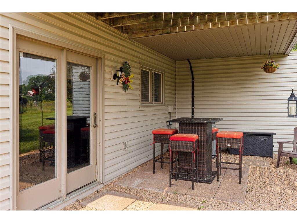 6840 Thames Road, Woodbury, MN, 55125 | MLS: 6754121 | Edina Realty