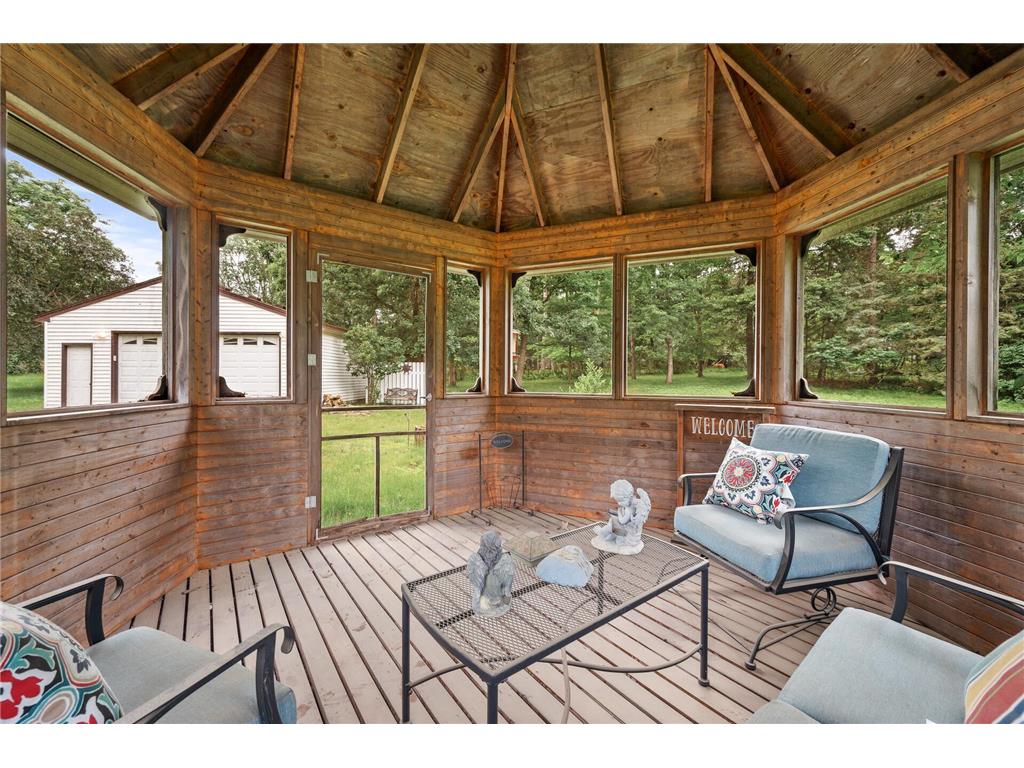 6847 225th Lane NE, Linwood Twp, MN, 55079 | MLS: 6555485 | Edina Realty