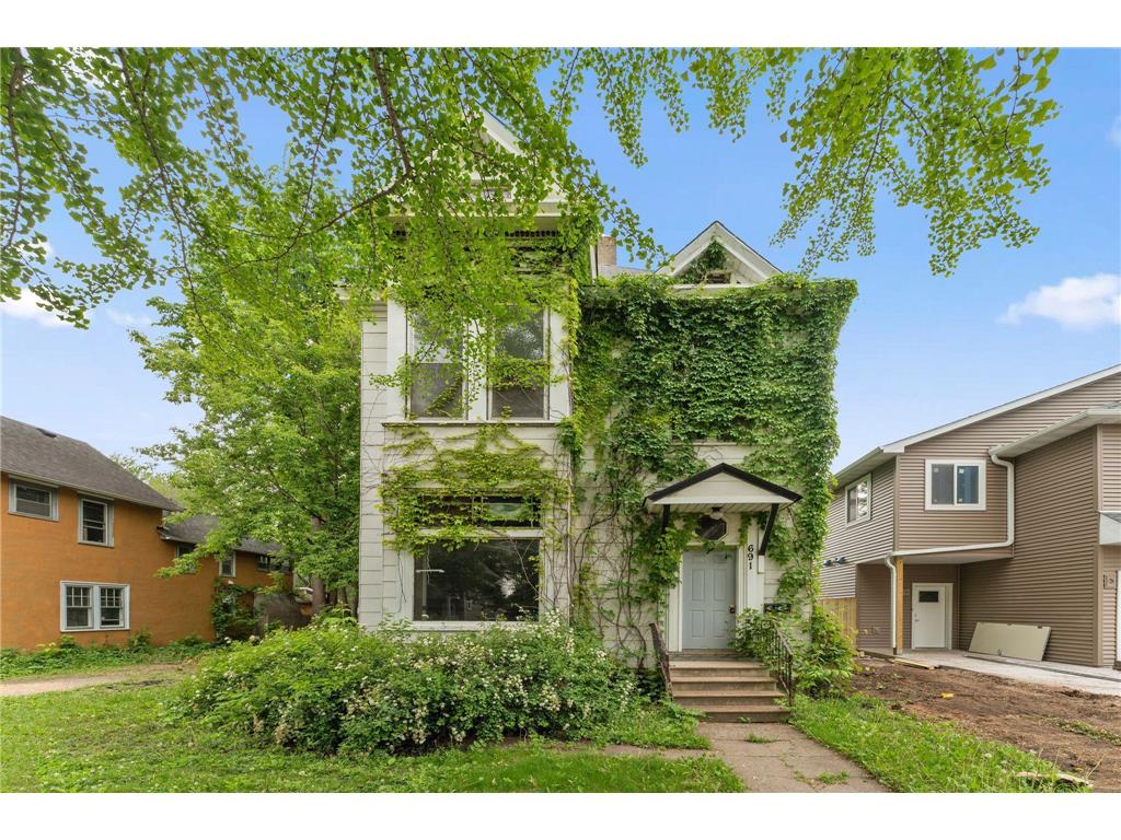 691 Burr Street, Saint Paul, MN, 55130 | MLS: 6727922 | Edina Realty