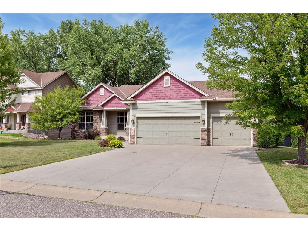 6924 Lydia Lane, Woodbury, MN, 55125 | MLS: 6365730 | Edina Realty