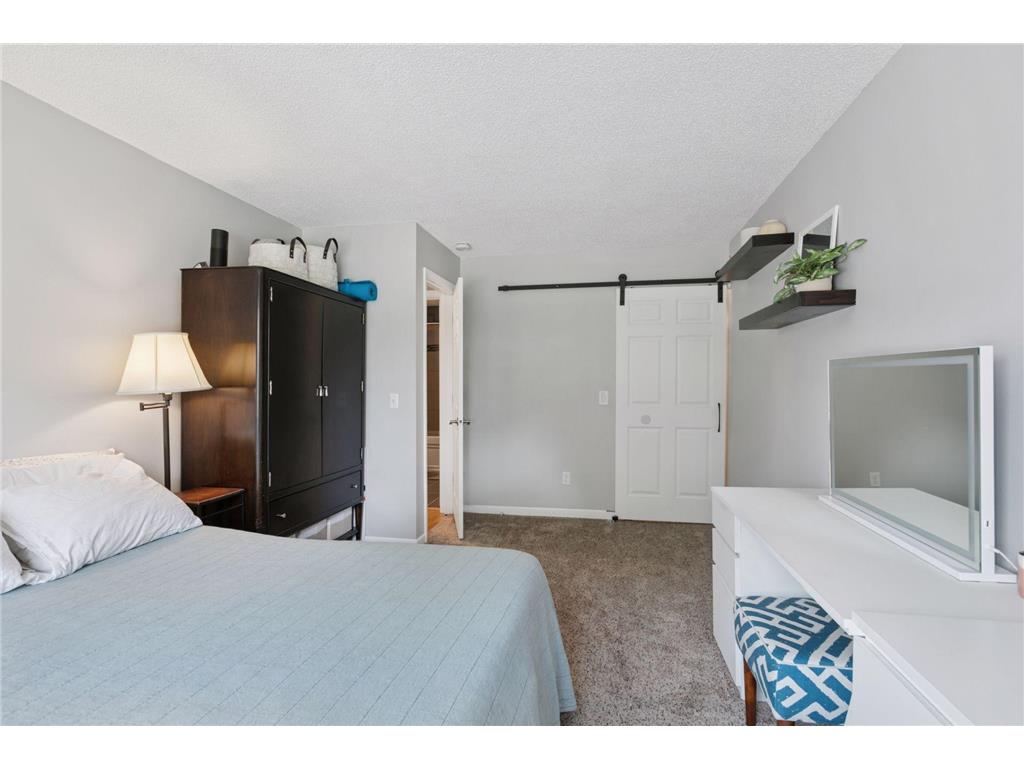 697 Parkside Drive #697H, Vadnais Heights, MN, 55127 | MLS: 6782480 ...